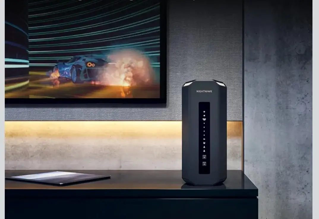 NETGEAR Nighthawk RS700S: velocità senza precedenti per streaming 8K e ...